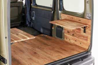 「ゴードンミラーモーターズ」より、待望の軽バンライフ仕様車「GMLVAN S-01」発売！ | CAMP HACK[キャンプハック]