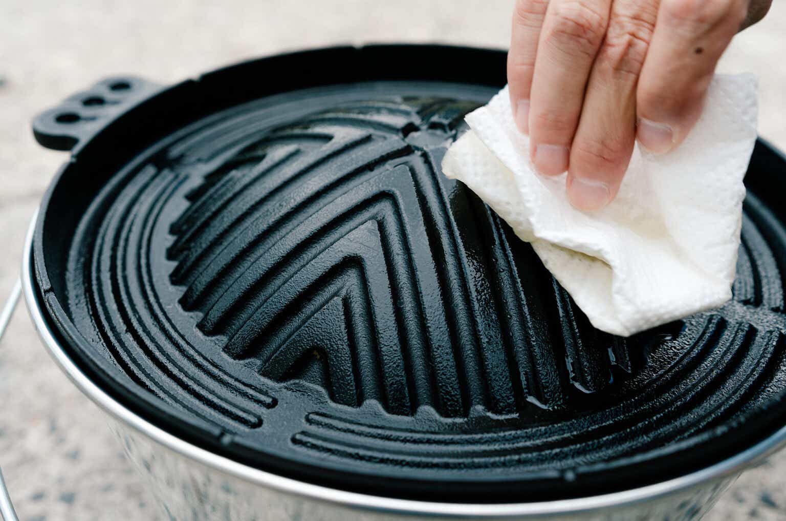 火起こし不要！DCM「ジンギスカンバケツ」を使ってみたら、BBQに革命が起きたぞ | CAMP HACK[キャンプハック]