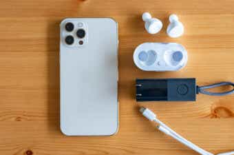 Ankerのモバイルバッテリーで、キャンプや旅行の「しまった！」がなくなりました | CAMP HACK[キャンプハック]