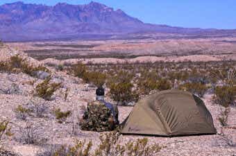 米軍特殊部隊も御用達！日本上陸した「CATOMA」のポップアップテント「Burrow」が快適すぎる！ | CAMP HACK[キャンプハック]