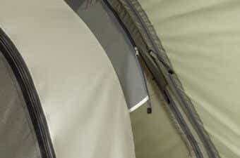 【2024年コールマン新作解禁！】少人数向け「トンネルシェルター240」が登場 | CAMP HACK[キャンプハック]