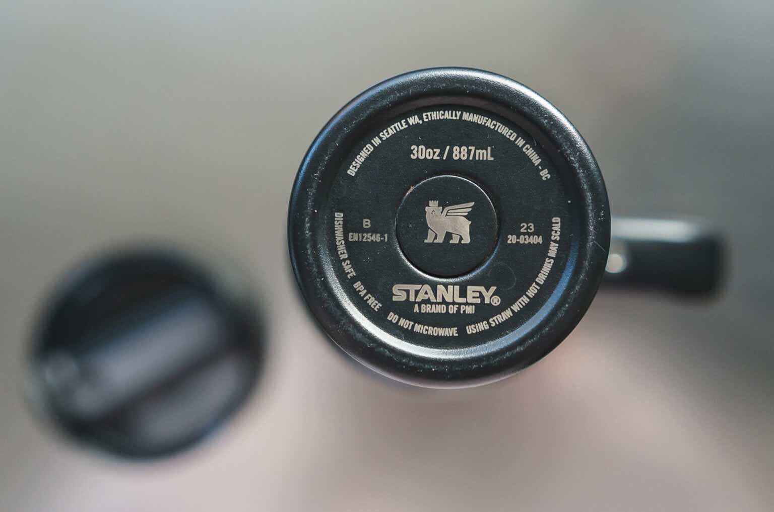 火事にも耐えたと話題のスタンレー「H2.0 真空スリムクエンチャー」が、マジでお出かけに最高なのでぜひ知ってほしい | CAMP HACK ...