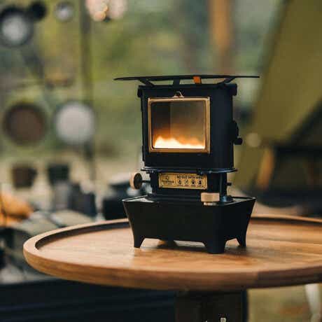 【もうチェック済み？】アイロンストーブだけじゃない！無骨な「ThousWinds」の最新ギア7連発 | CAMP HACK[キャンプハック]