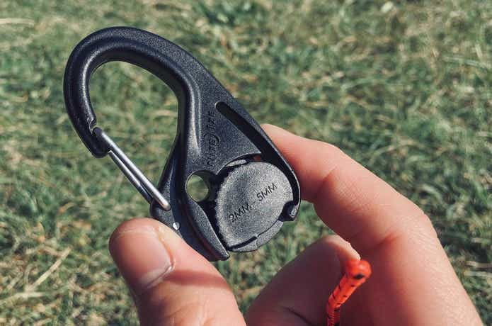 【SNSでもバズった】ハイスペックな「多機能カラビナ」6選 | CAMP HACK[キャンプハック]