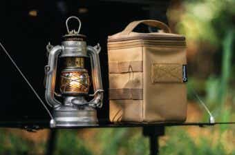 【ThousWinds新作】超ミニマムサイズな「メモリーオイルランタン」予約販売がスタート | CAMP HACK[キャンプハック]