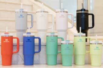 【スタンレー新定番】「H2.0 真空スリムクエンチャー」に、夏を盛り上げるカラフルな新色が登場！ | CAMP HACK[キャンプハック]