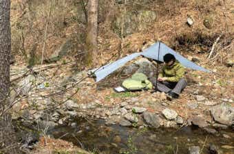 【ミニマム370gの衝撃！！】ZEROGRAMの最新ULタープでキャンプを身軽に快適に！ | CAMP HACK[キャンプハック]