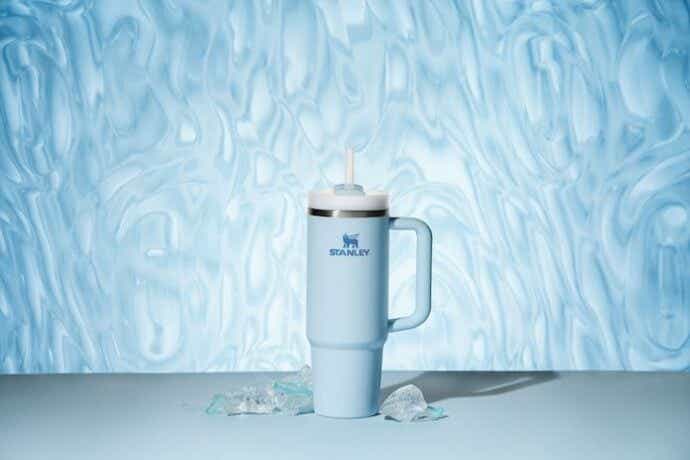 【H2.0 真空スリムクエンチャー】SNSで話題となったボトルに、定番グリーンカラーがやっと登場！ | CAMP HACK[キャンプハック]