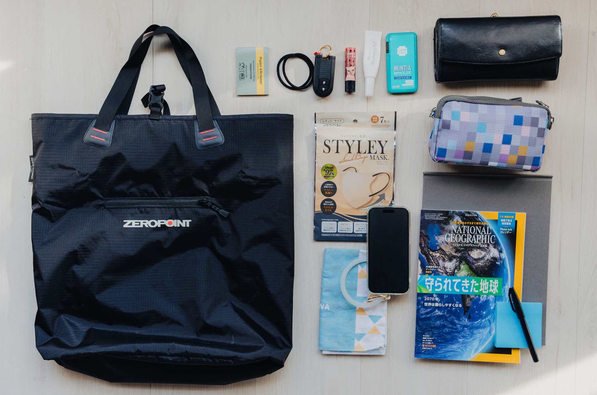 モンベル・ゼロポイントの2WAY「ギアコンテナ」は、ギアも日用品もガサッと入る！家族兼用で毎日使ってます | CAMP HACK[キャンプハック]