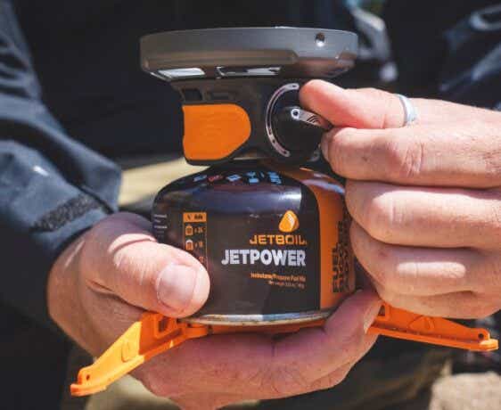 【速報】「登山だけじゃない」JETBOILの新モデルが“キャンプと相性抜群”かもしれません！ | CAMP HACK[キャンプハック]