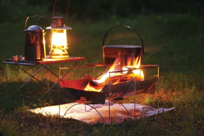 「TABI BASE」「ペラッと軽い」ベルモント新作は“日本の職人プライド”が詰まった渾身モデル！ | CAMP HACK[キャンプハック]