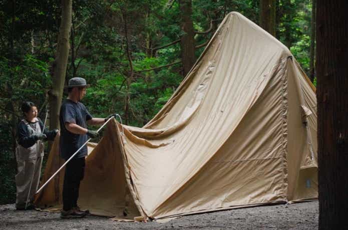 【設営は“サッと”終わらせる時代へ】DOD新フラッグシップ「カマボーン」「エアボーン」がテントの常識をひっくり返す！ | CAMP HACK[キャンプハック]