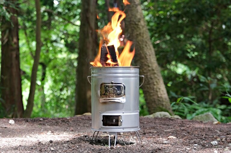 【安いのに】燃えて・軽くて・機能多い。“職人軍団tab.”の新作「缶ストーブEX」がすごい！ | CAMP HACK[キャンプハック]